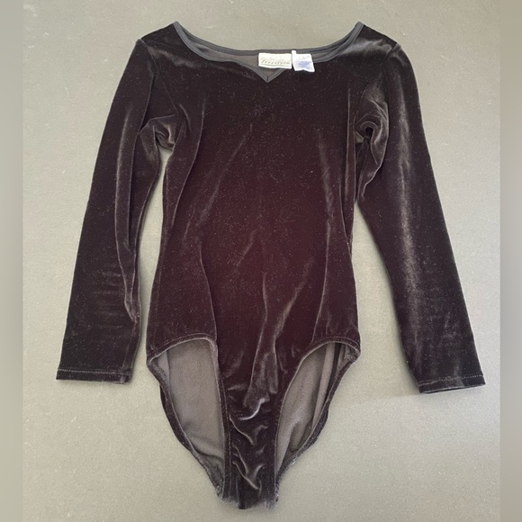 Danskin | One Pieces | Danskin Freestyle Velour Long Sleeve Girls ...